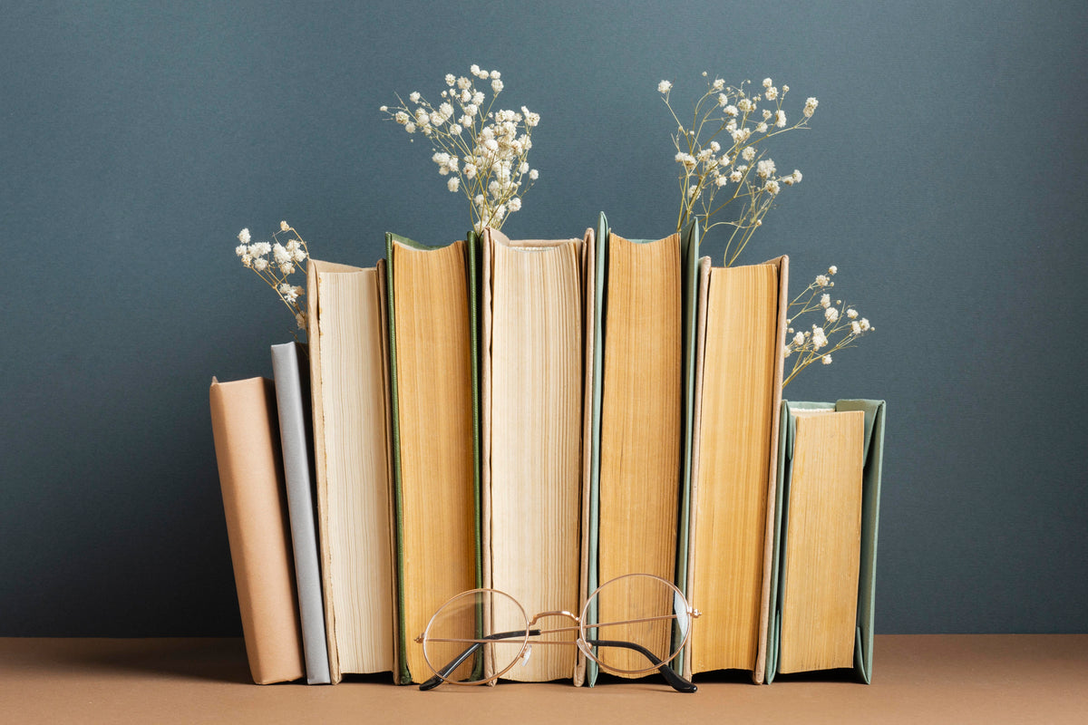 VINTAGE BOOKS & EPHEMERA – Jack's Daughter of All Trades